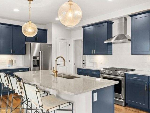 3 bedroom, East Providence RI 02916 104513807