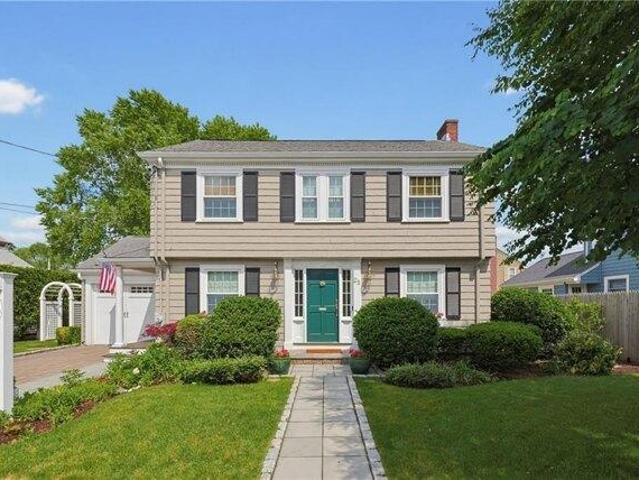 3 bedroom, East Providence RI 02916 104607467