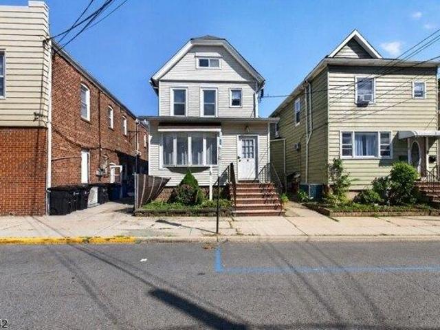 3 bedroom, East Rutherford NJ 07073 104513153