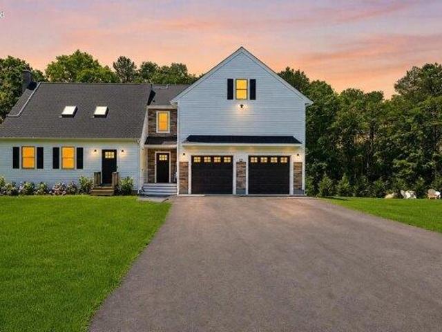 3 bedroom, East Sandwich MA 02537 104848699