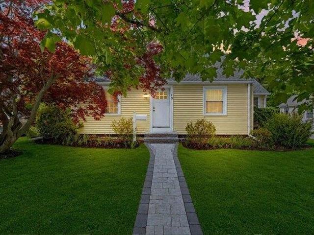 3 bedroom, Easton MA 02356 103848798