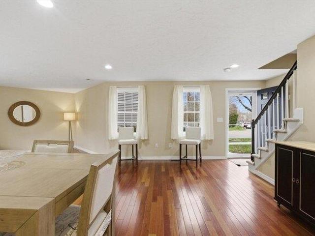 3 bedroom, Easton MA 02375 103431878