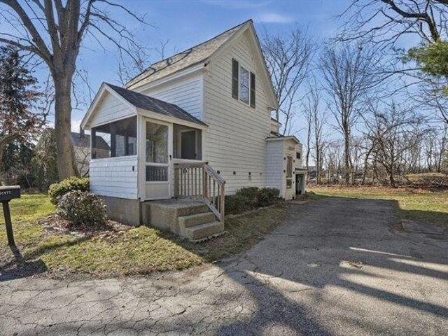 3 bedroom, Easton MA 02375 105081987