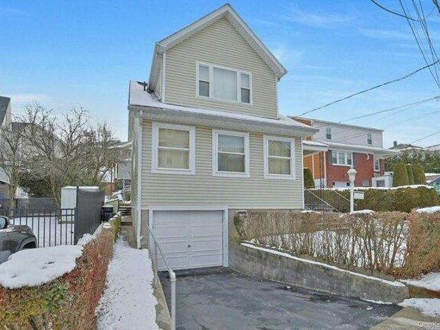 3 bedroom, Eastchester NY 10709 LS102282679