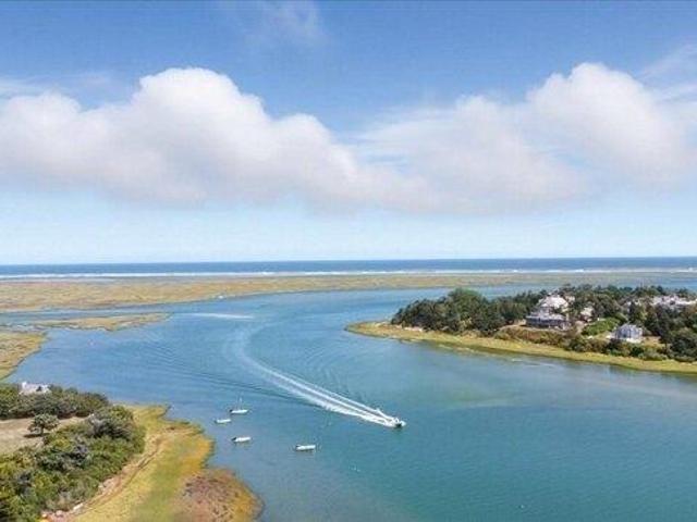 3 bedroom, Eastham MA 02642 104605210