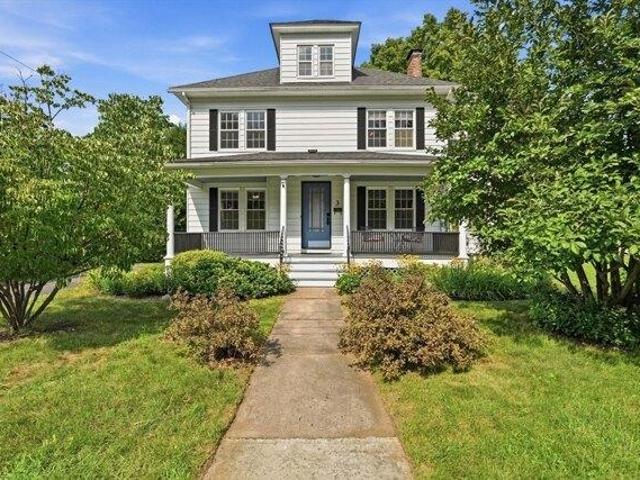 3 bedroom, Easthampton MA 01027 105059227