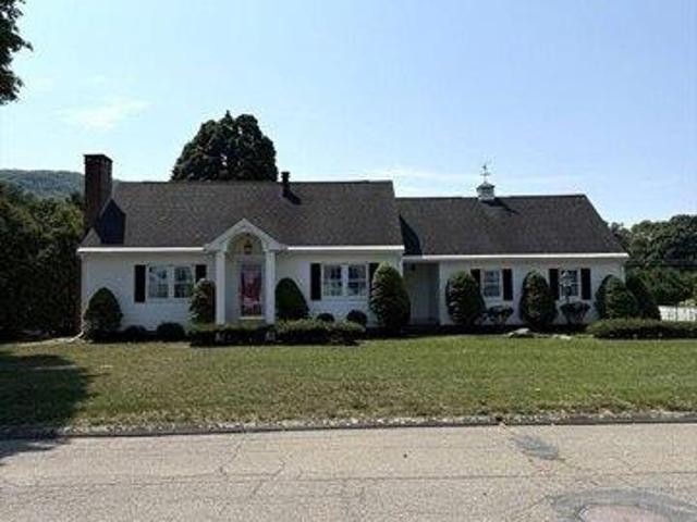 3 bedroom, Easthampton MA 01027 105081386