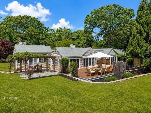 3 bedroom, Edgartown MA 02539 102594473