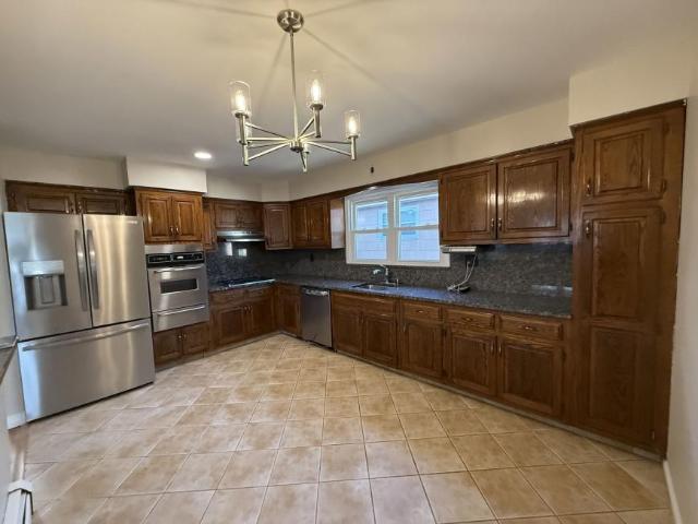 3 bedroom, Edgewater NJ 07020 89665315
