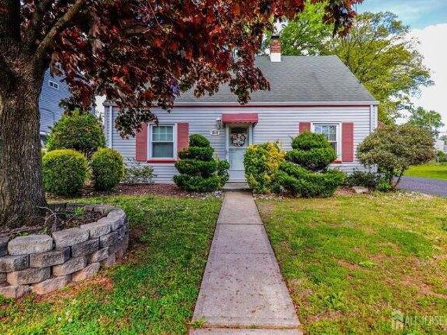 3 bedroom, Edison NJ 08817 102316800