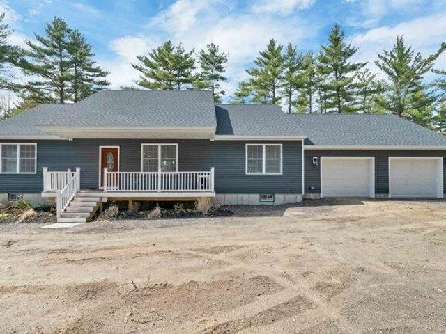 3 bedroom, Effingham NH 03882 102633106