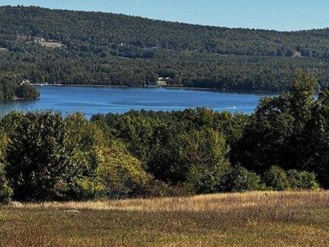 3 bedroom, Effingham NH 03882 102633264