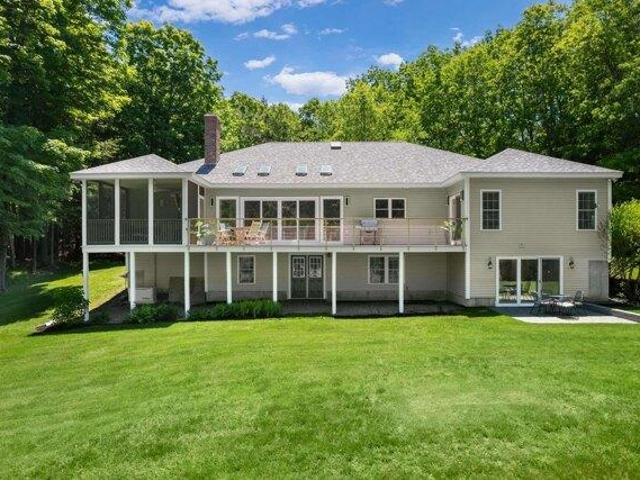 3 bedroom, Eliot ME 03903 104790271