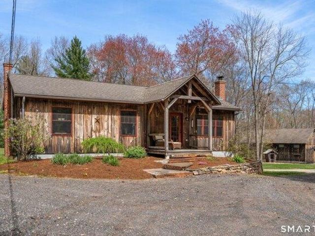 3 bedroom, Ellington CT 06029 102447098