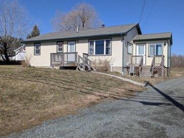 3 bedroom, Ellsworth ME 04605 102345886