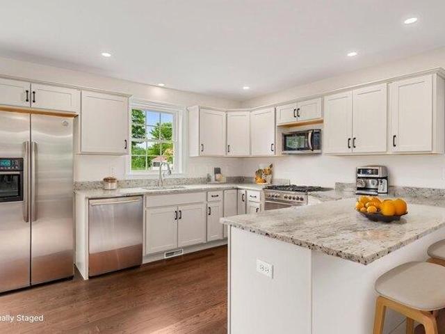 3 bedroom, Epping NH 03042 104190666