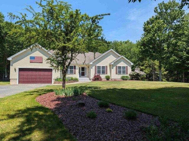 3 bedroom, Epsom NH 03234 103250110