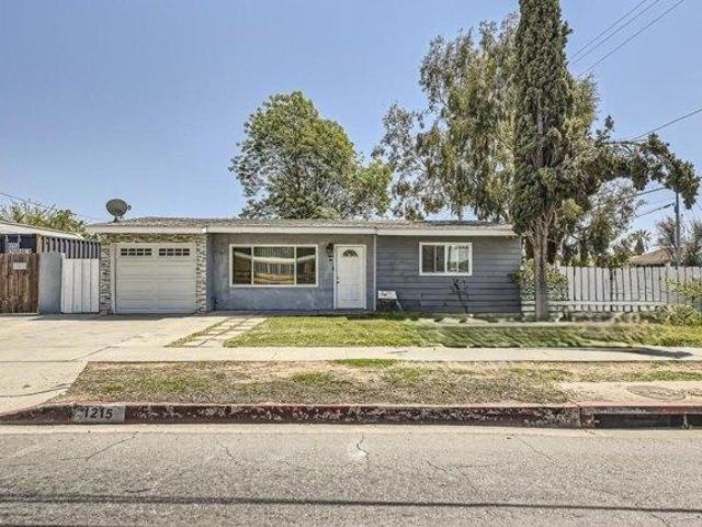 3 bedroom, Escondido CA 92027 89839380