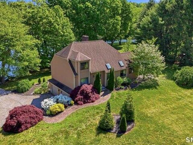 3 bedroom, Essex CT 06426 104791624