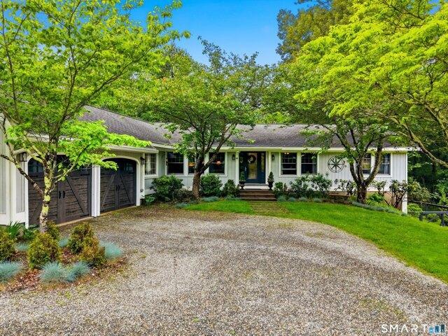 3 bedroom, Essex CT 06426 104808552