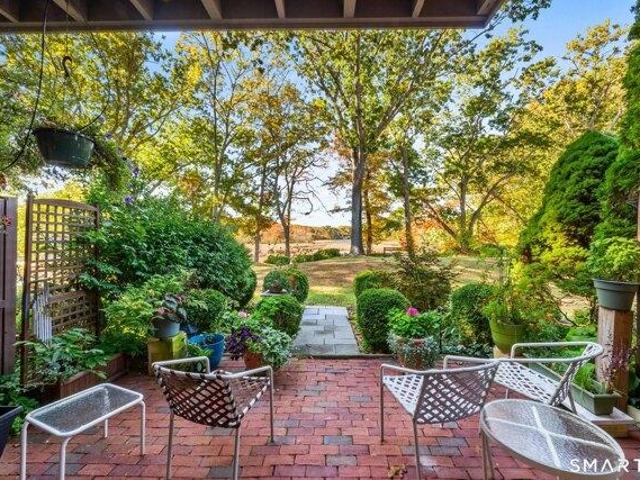 3 bedroom, Essex CT 06426 LS102476862