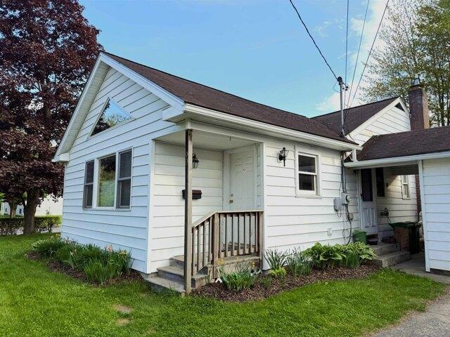3 bedroom, Essex Junction VT 05452 LS102313513