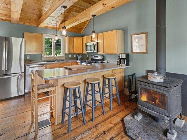 3 bedroom, Essex VT 05452 104760842