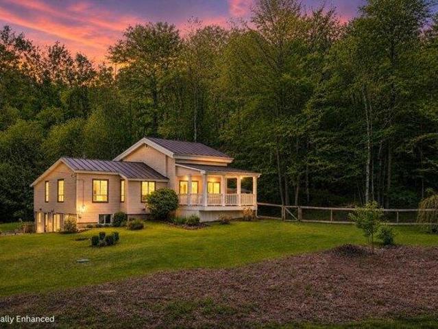 3 bedroom, Essex VT 05452 102727106