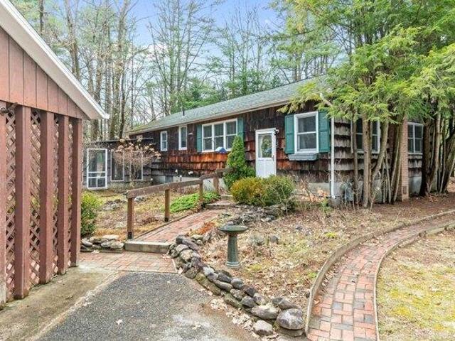 3 bedroom, Essex VT 05452 LS102157502