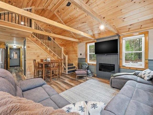 3 bedroom, Eustis ME 04936 105115043