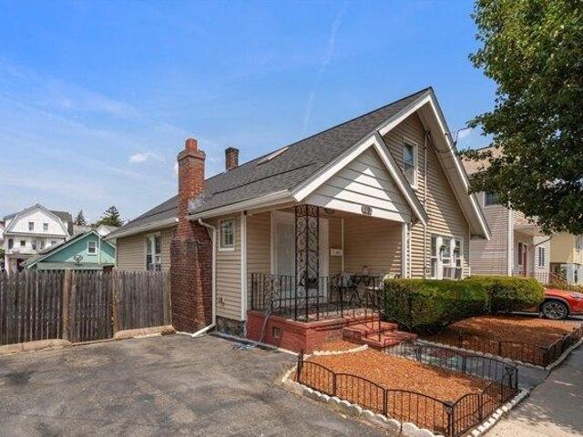 3 bedroom, Everett MA 02149 104608823