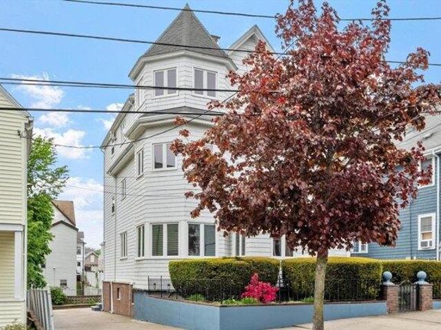 3 bedroom, Everett MA 02149 105093846