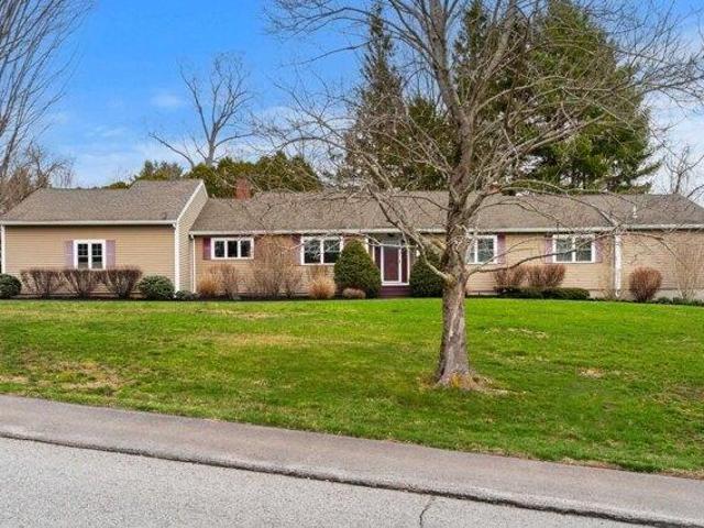 3 bedroom, Exeter NH 03833 LS102318612