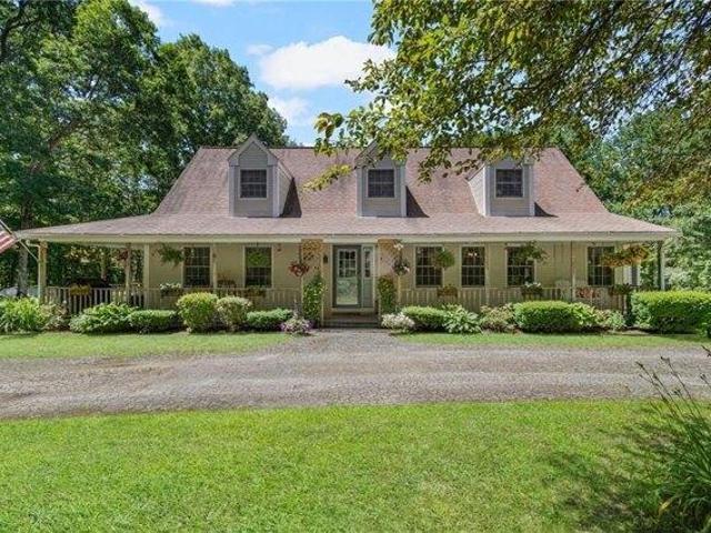 3 bedroom, Exeter RI 02822 104810620