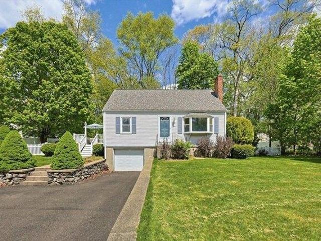 3 bedroom, Foxboro MA 02035 104542755