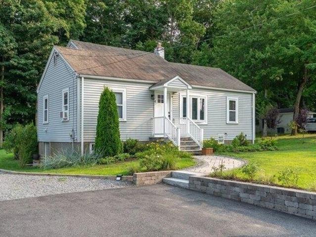 3 bedroom, Foxboro MA 02035 104605002