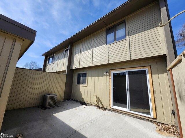 3 bedroom, Forest City IA 50436 90295810