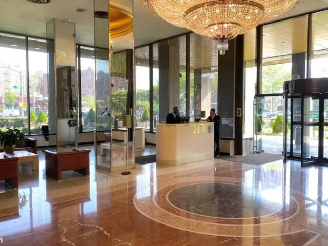 3 bedroom, Forest Hills NY 102752791