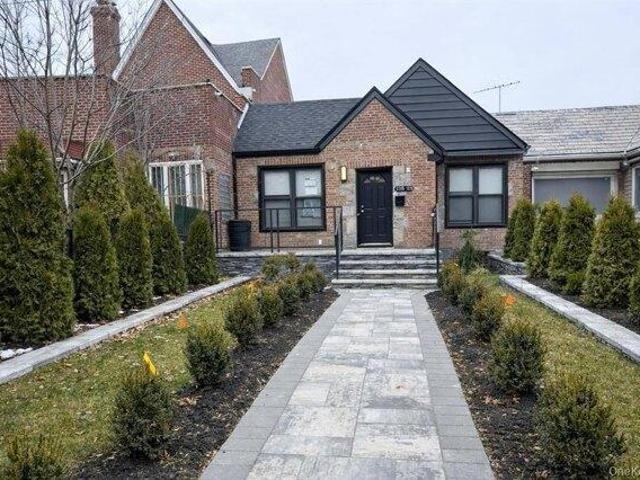3 bedroom, Forest Hills NY 11375 101802078