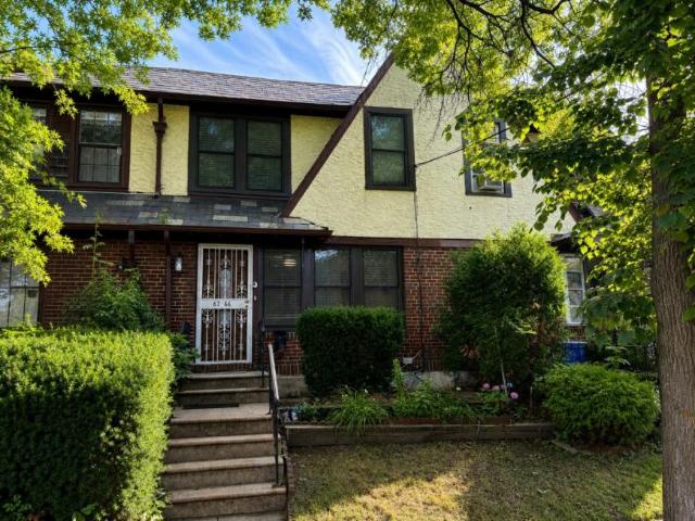 3 bedroom, FOREST HILLS NY 11375 104111830