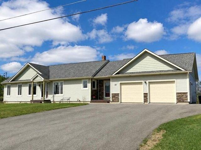 3 bedroom, Fort Fairfield ME 04742 103101771