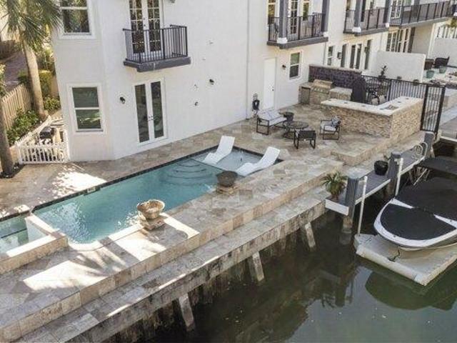 3 bedroom, Fort Lauderdale FL 33301 104900507