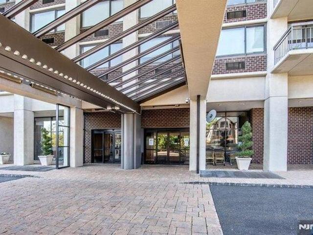 3 bedroom, Fort Lee NJ 07024 104789867