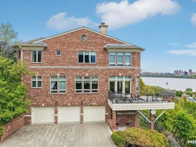 3 bedroom, Fort Lee NJ 07024 LS102212292