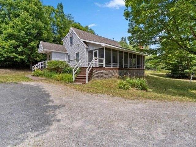3 bedroom, Fairfax VT 05454 104539083