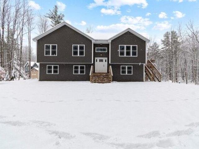 3 bedroom, Fairfax VT 05454 LS101628316