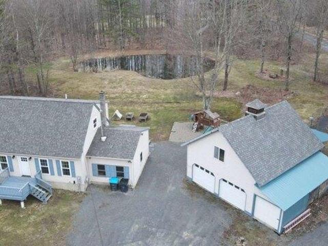 3 bedroom, Fairfax VT 05454 LS103072737