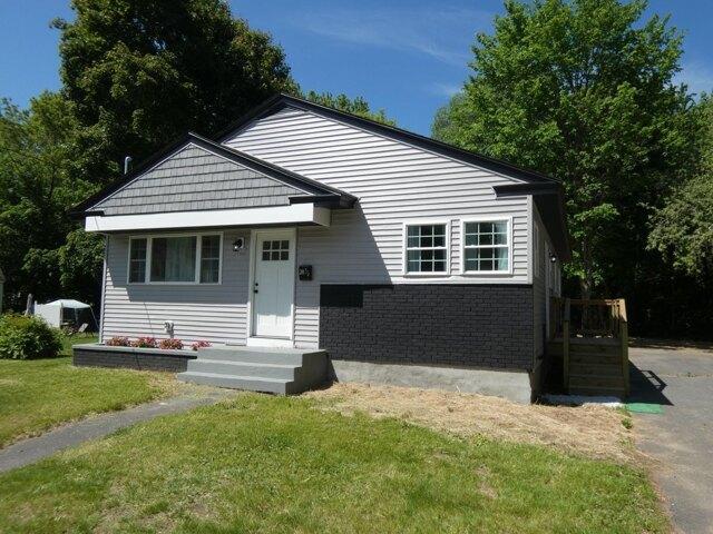 3 bedroom, Fairfield ME 04937 103074813