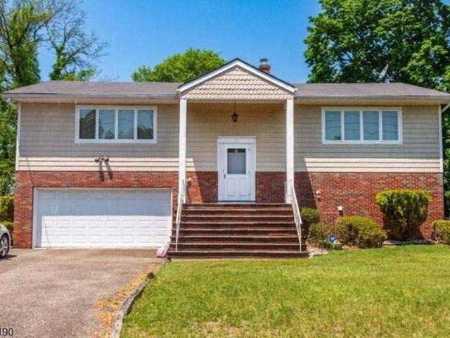 3 bedroom, Fairfield NJ 07004 102529689