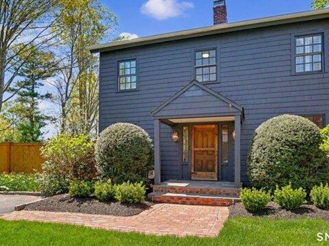 3 bedroom, Fairfield CT 06824 102585063